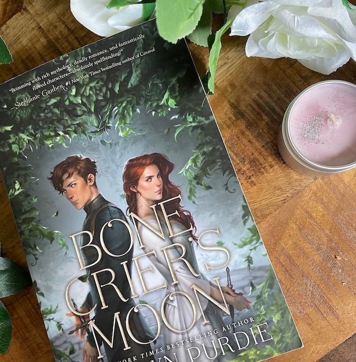 Bone Crier’s Moon (Bone Grace #1) – Kathryn Purdie - Zon en Maan